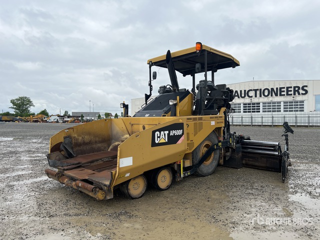 2018 Cat AP600F Wheel Asphalt Paver | Ritchie Bros. Auctioneers