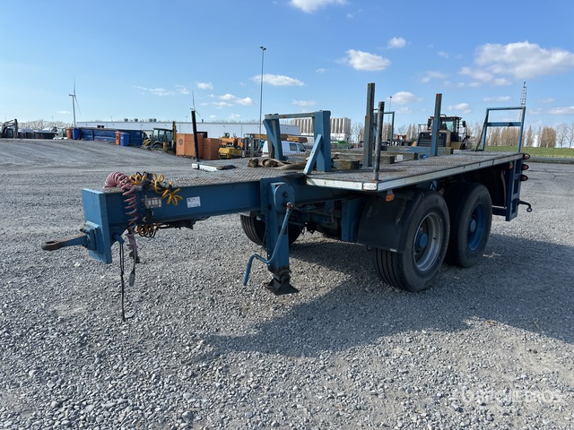 2000 PC2 2 Axle Equipment Trailer | Ritchie Bros. Auctioneers