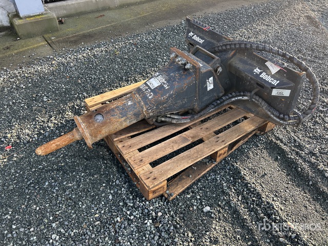 Bobcat HB880 12 in Skid Steer Breaker | Ritchie Bros. Auctioneers