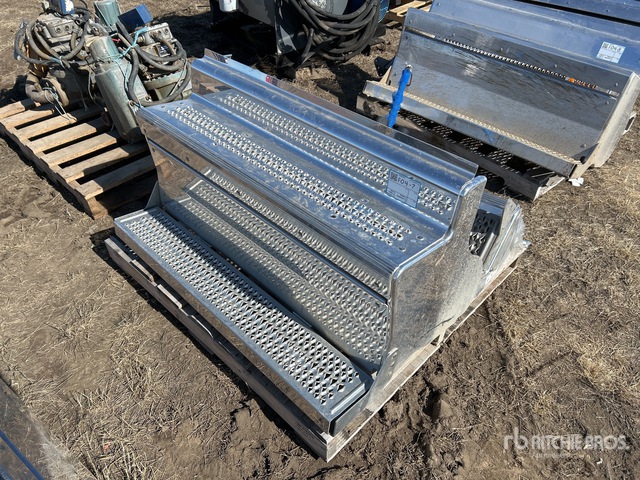Quantity of (2) Peterbilt Steps | Ritchie Bros. Auctioneers