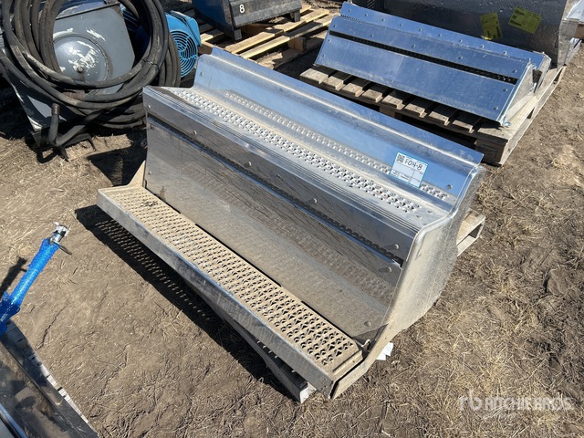 Quantity of (2) Peterbilt Steps | Ritchie Bros. Auctioneers
