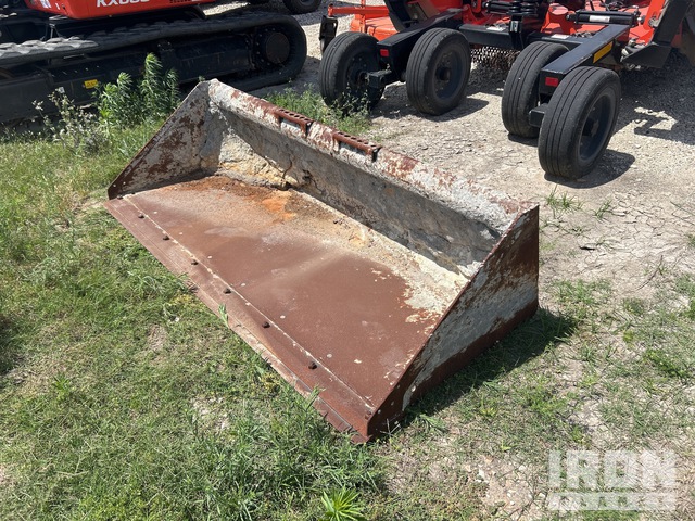 Bobcat 80 Heavy Duty 80 in Bucket in Houston, Texas, United States ...
