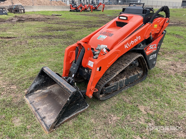 2022 Kubota SCL1000 Mini Compact Track Loader | Ritchie Bros. Auctioneers