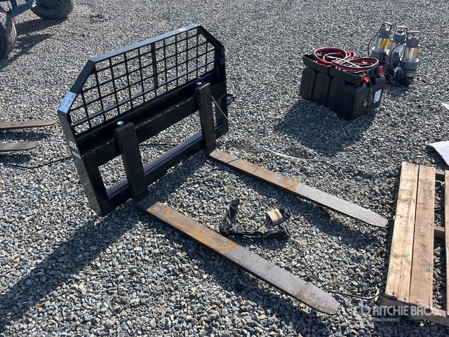 JBX 4000 48 in Skid Steer Forks (Unused) | Ritchie Bros. Auctioneers