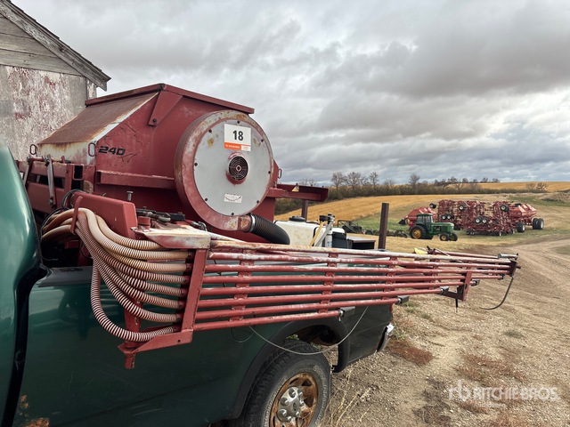 Valmar 240 Granular Applicator | Ritchie Bros. Auctioneers