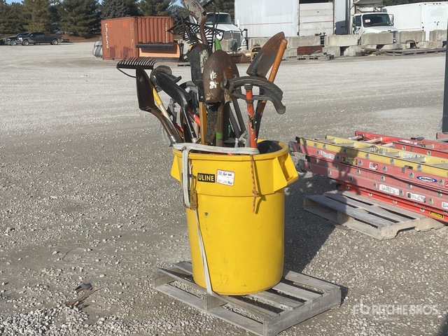 Quantity of Hand Tools | Ritchie Bros. Auctioneers