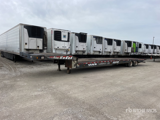 2000 Landoll 930 48 ft T/A Sliding Axle Trailer | Ritchie Bros. Auctioneers