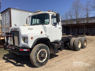 1987 Mack DM686S 6x4 Cab and Chassis in Poca, West Virginia, United ...