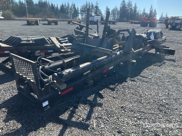 CH 1580 22 ft Roll-Off Body | Ritchie Bros. Auctioneers
