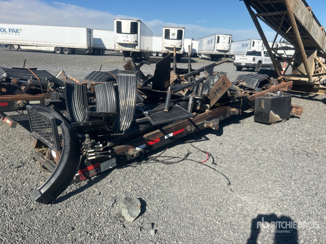 CH 1580 22 ft Roll-Off Body | Ritchie Bros. Auctioneers