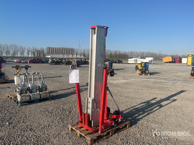 2018 Genie SLC-24 Material Hoist | Ritchie Bros. Auctioneers