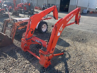 Kubota LA805 Front Loader Attachment in Sacramento, California, United ...