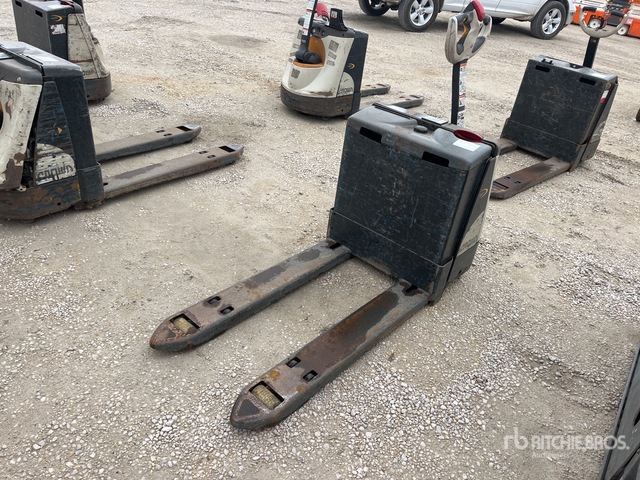 2020 Crown WP3035-45 4500 lb Electric Pallet Jack (Inoperable ...