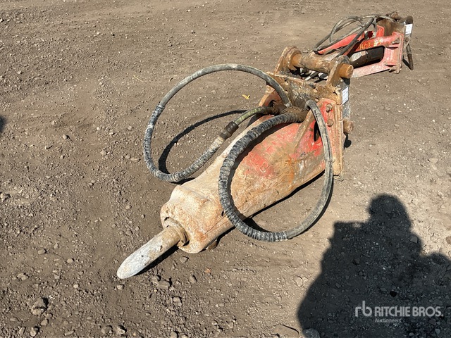 Abiljo Hydraulic Breaker | Ritchie Bros. Auctioneers