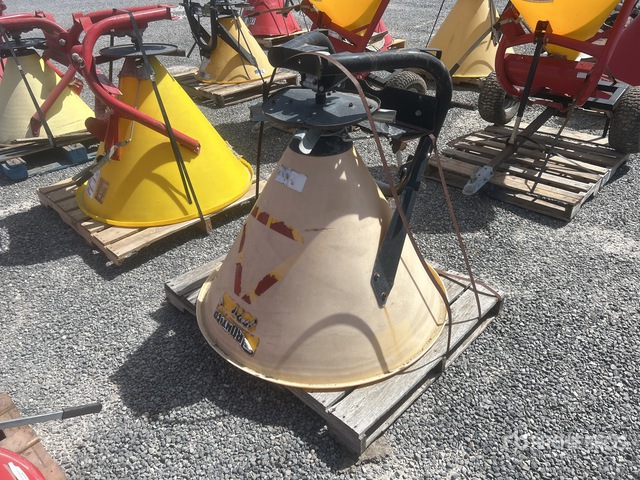 Frontier 3-Point Tractor Fertilizer Spreader | Ritchie Bros. Auctioneers