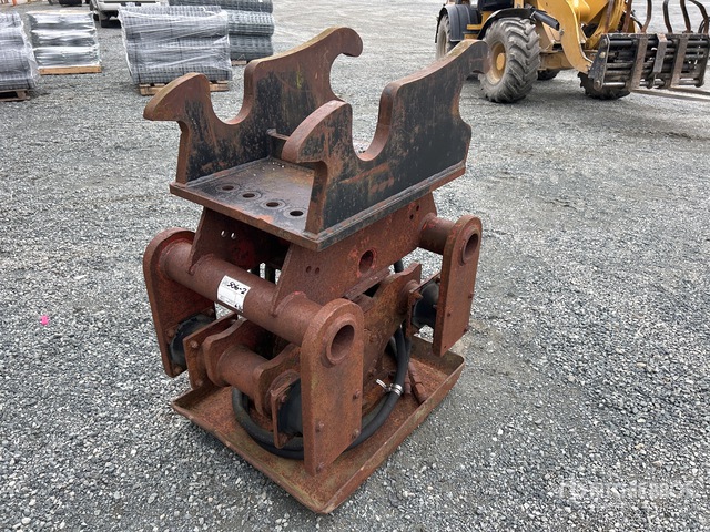 Ho-Pac 9700 Allied 27 in Plate Compactor Attachment | Ritchie Bros ...