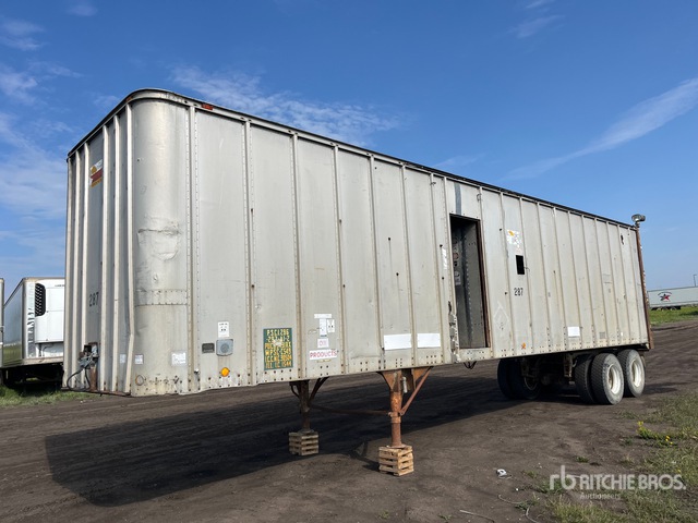 1975 Gindy 40 ft x 96 in T/A Job Van Trailer | Ritchie Bros. Auctioneers