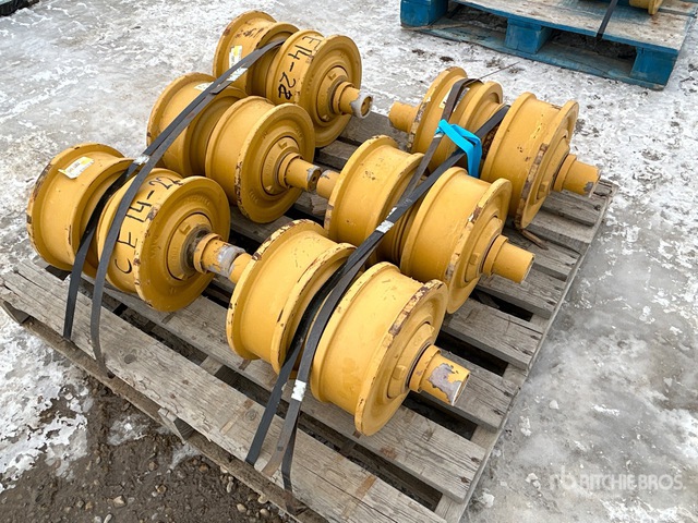 Quantity of (6) D8 Double Flange Rollers | Ritchie Bros. Auctioneers