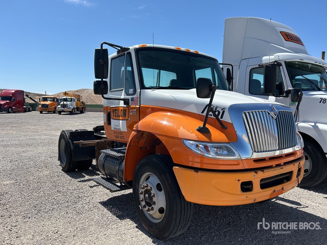 2005 International 4400 4x2 S/A Day Cab Truck Tractor (Inoperable) in Las Vegas, Nevada, United ...