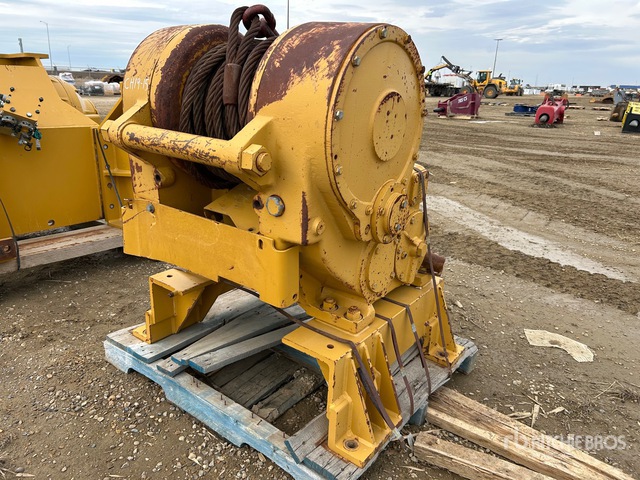 Carco 70APS-E00100E D7 Winch Crawler Tractor Winch | Ritchie Bros ...