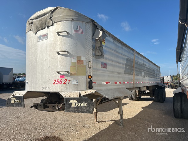 2015 Travis 38 ft T/A Frameless Tipping Trailer | Ritchie Bros. Auctioneers