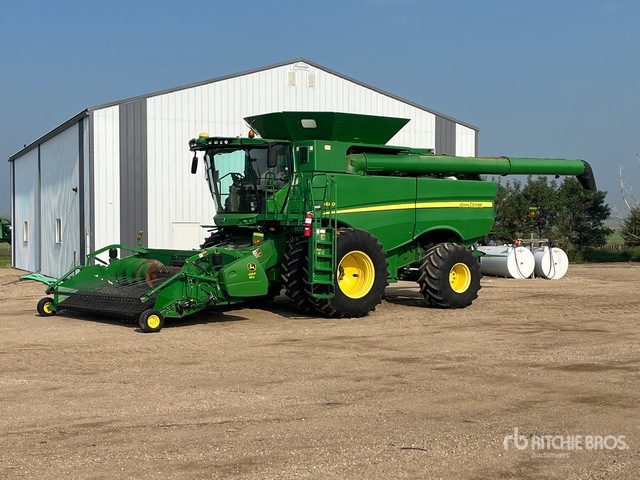 2013 John Deere S680 Combine Harvester | Ritchie Bros. Auctioneers