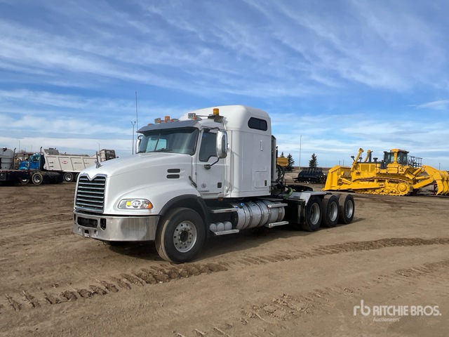 2018 Mack CXU614 8x6 Tri/A Sleeper Truck Tractor | Ritchie Bros ...