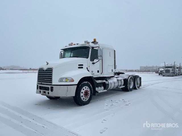 2018 Mack CXU613 6x4 T/A Sleeper Truck Tractor | Ritchie Bros. Auctioneers