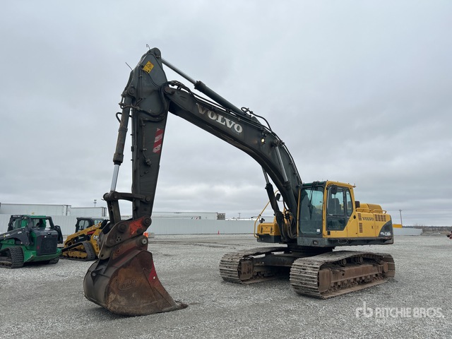 2005 Volvo EC360B LC Tracked Excavator | Ritchie Bros. Auctioneers