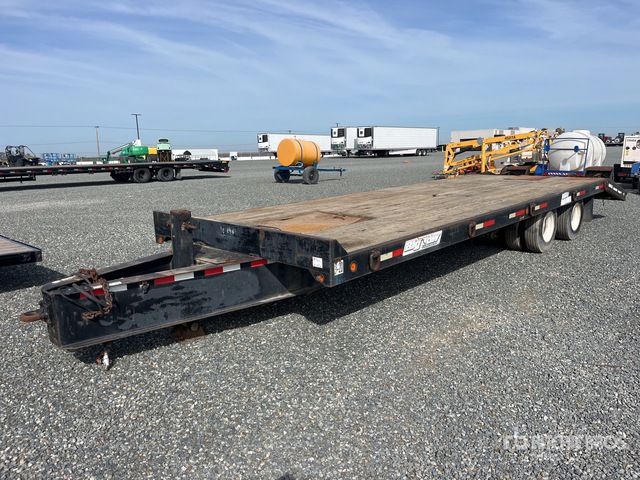 2006 Big Tow B20 29 ft T/A Equipment Trailer | Ritchie Bros. Auctioneers