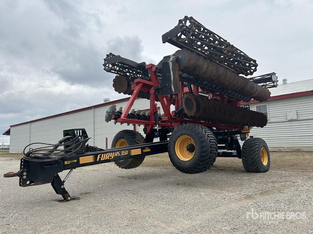 2019 Versatile Fury HS.350 35 ft High-Speed Disc | Ritchie Bros ...