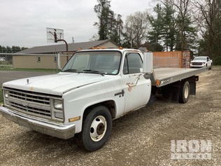 1988 Chevrolet R30 Custom Deluxe 4x2 Rollback Truck in South Point ...