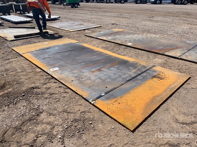 Kit Containers 13 ft 1 in x 6 ft Steel Plates | Ritchie Bros. Auctioneers