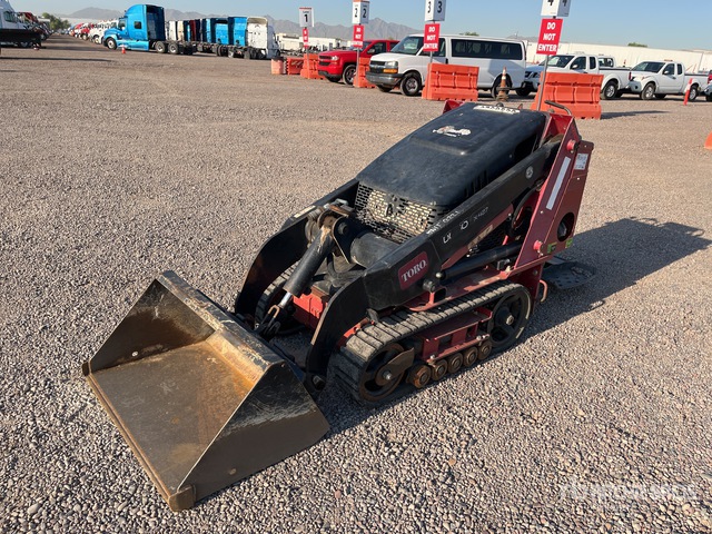 2018 Toro TX427 Mini Compact Track Loader | Ritchie Bros. Auctioneers