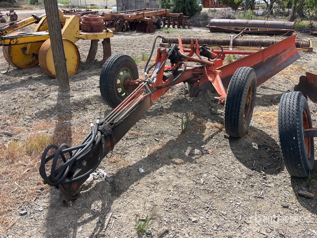 Yonkers & Johnson 300AL Hydraulic V-Ditcher | Ritchie Bros. Auctioneers
