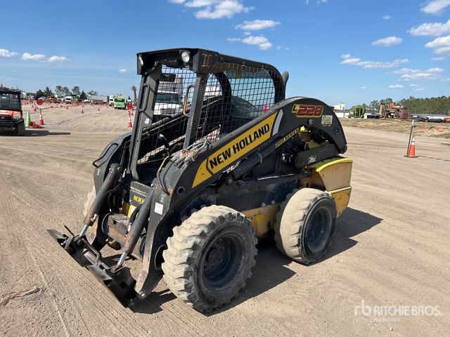 2016 New Holland L228 Skid Steer Loader | Ritchie Bros. Auctioneers