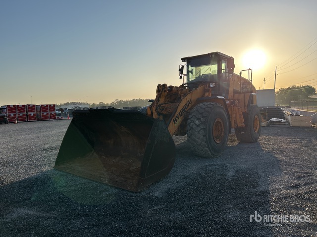 Hyundai HL970 Wheel Loader (Inoperable) | Ritchie Bros. Auctioneers