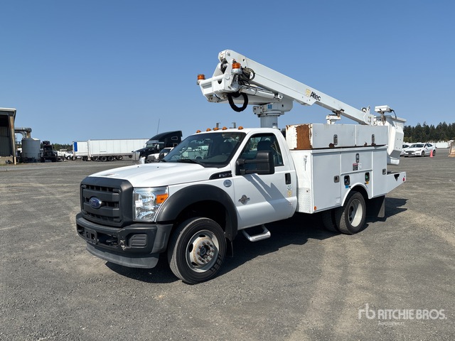 Altec AT235 35 ft on 2015 Ford F-450 XL 4x4 Camion nacelle | Ritchie ...