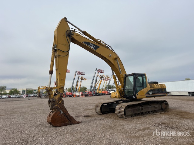 2004 Cat 330C Tracked Excavator | Ritchie Bros. Auctioneers