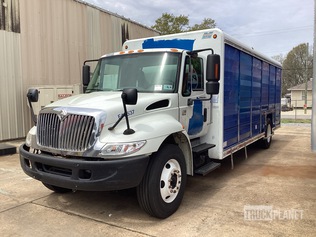 2007 International 4300 4x2 12 Bay Beverage Truck in Alexandria ...