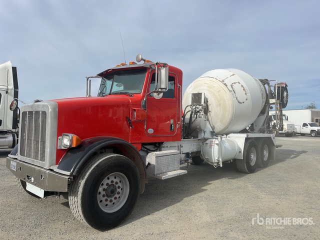 2013 Peterbilt 365 8x4 Mixer Truck | Ritchie Bros. Auctioneers