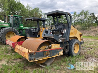 2002 Hypac C830C 66 In Smooth Drum Compactor in Wilson, North Carolina ...