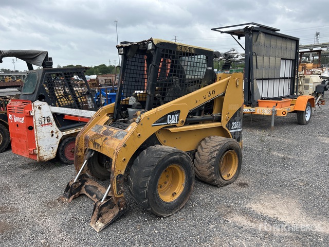 2007 Cat 236B Skid Steer Loader (Inoperable) | Ritchie Bros. Auctioneers