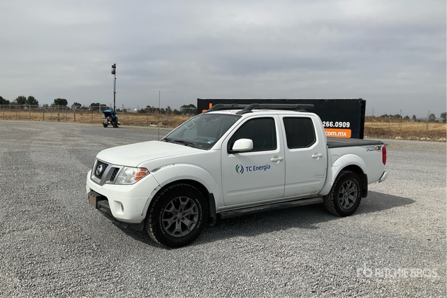 2017 Nissan Frontier PRO-4X 4x4 Crew Cab Camioneta / Pickup | Ritchie ...