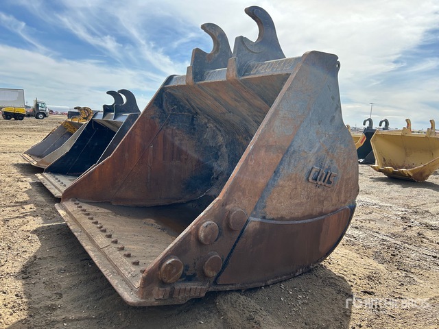 CWS HE850 96 in Q/C Cleanup Excavator Bucket - Fits Hitachi ZX870/890 ...