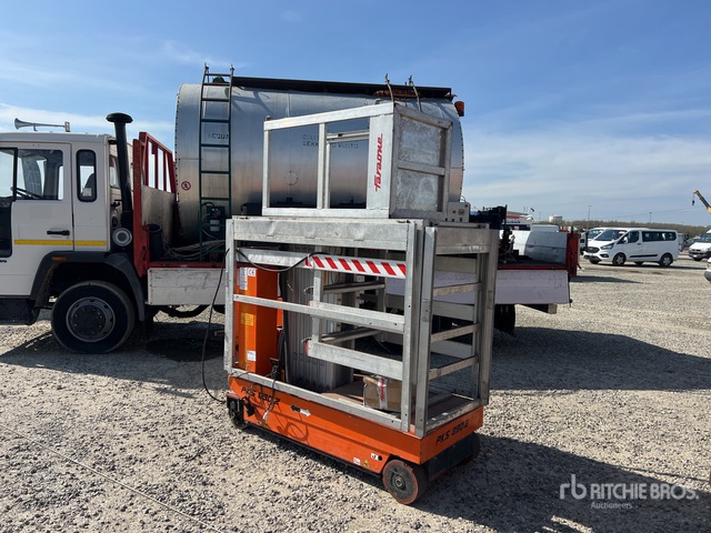 2002 Ima Faraone PKS890Z Vertical Mast Lift | Ritchie Bros. Auctioneers