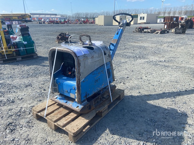 2014 Weber CR7 CCD Vibratory Plate Compactor | Ritchie Bros. Auctioneers