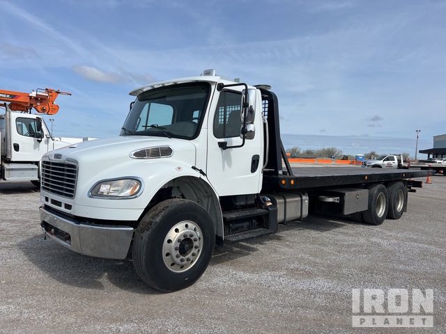 2018 Freightliner Business Class M2 6x4 Rollback Truck | Ritchie Bros ...