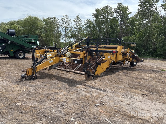 2004 Double L Mfg 851 12 ft 4 Row Potato Windrower | Ritchie Bros ...