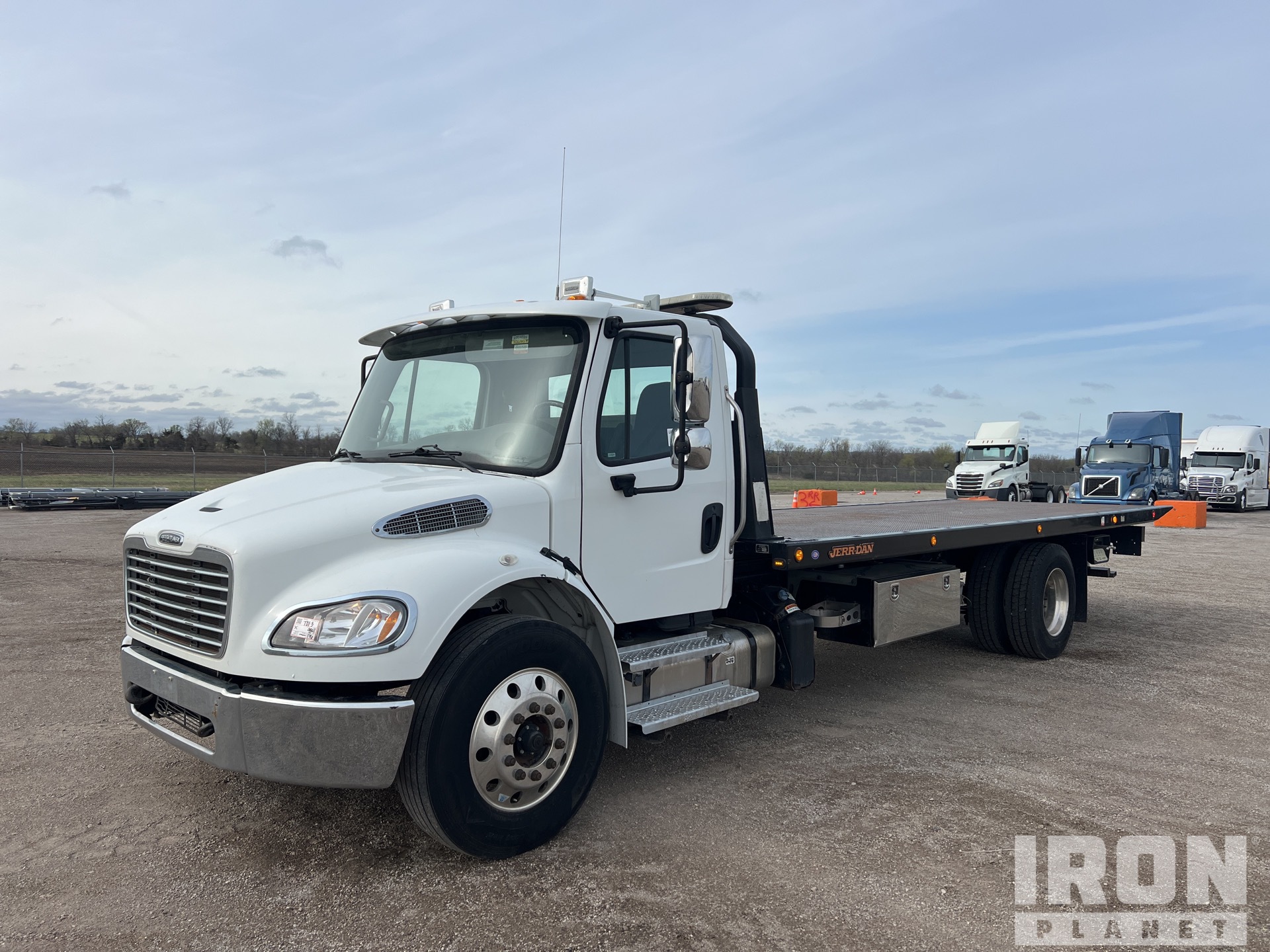 2020 Freightliner Business Class M2 4x2 Rollback Truck | Ritchie Bros ...